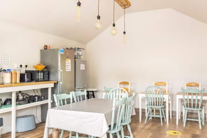 Mayo Glamping - Platform 9 & 3/4s - Castlebar