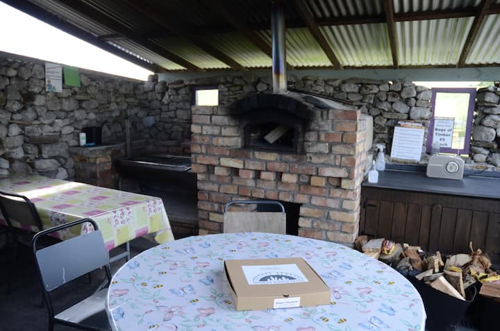 Mayo Glamping - Platform 9 & 3/4s - Castlebar