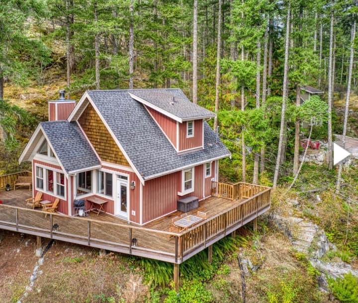 Cozy 2 Bedroom Cabin Daniel Point/garden Bay - Vancouver Island