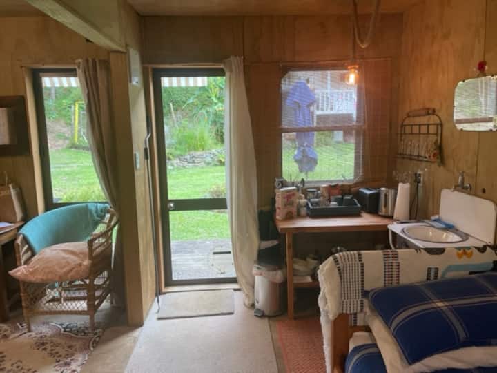 The George Cabin - Kawau Island - Matakana