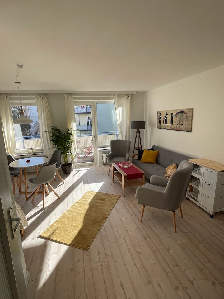 Ruhige Wohnung Mit Parkplatz, Charmantes Viertel - Kassel