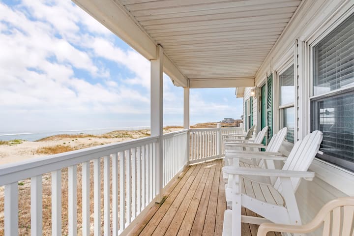 Huge Decks Right On The Beach! #172 - Kill Devil Hills, NC