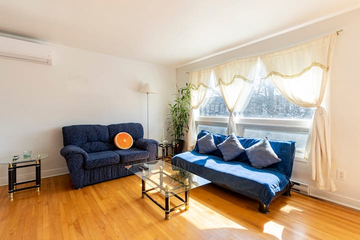 Comfy Room Close To Restaurants & Bars - モントリオール