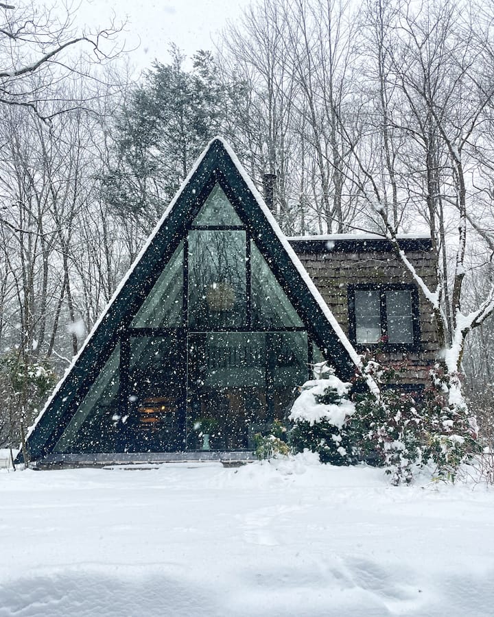 The Triangle House: A Renovated 1970s A-frame - 克洪克森