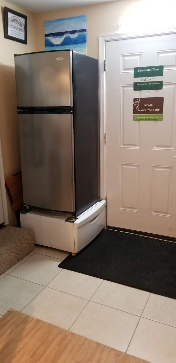 Private Guest Suite; Just A Few Minutes From Bwi! - Baltimore, MD