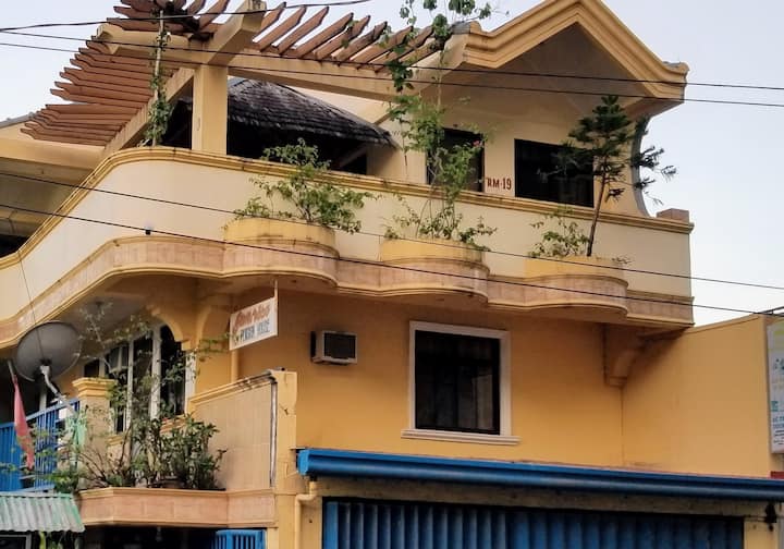 Sunrise Pension House Coron - Coron