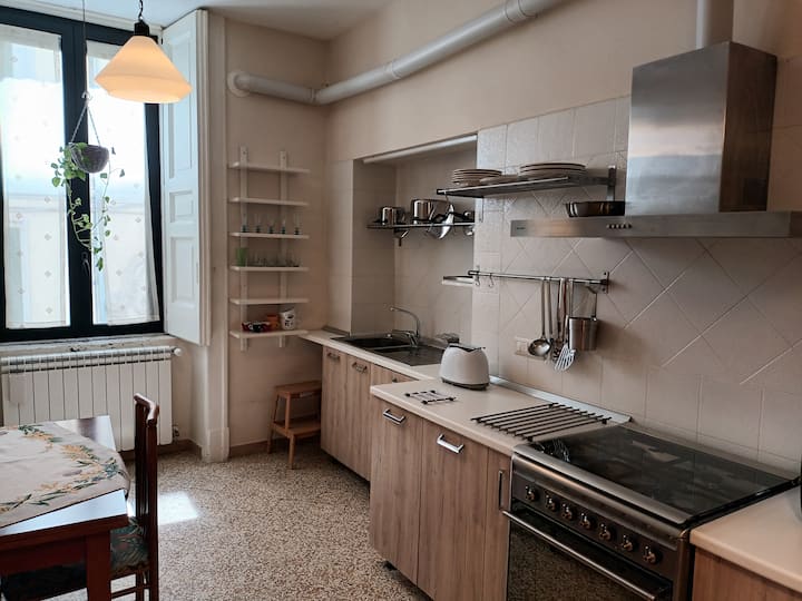 Nicola's House In The Historical Center Of Salerno - Salerno, Italia