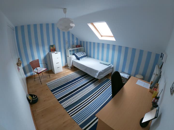 Agréable Chambre Pour Une Personne - Reims