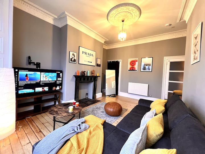 Modern & Super Central Spacious Apartment - F9 - Edinburgh