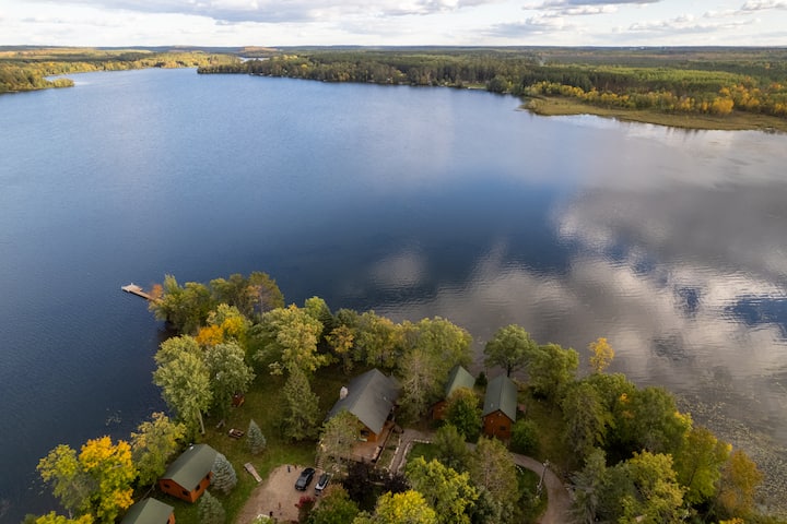 Multi-cabin Lakeside Retreat For Groups - Minnesota
