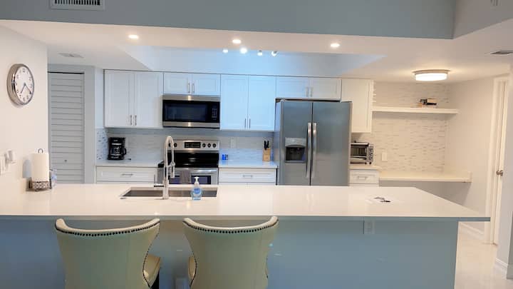 Aweseome Delray Beach Condo - Boca Raton, FL