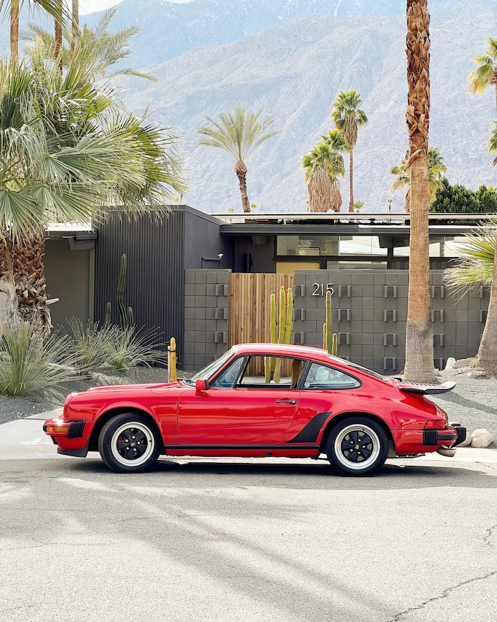 Krisel's Glass Cabin—an Architecturally Designed Wonder - Palm Springs