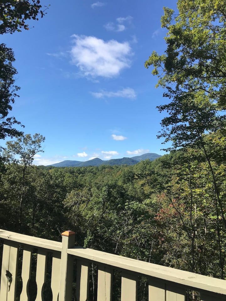Hawks Nest Cabin - Lake Lure, NC