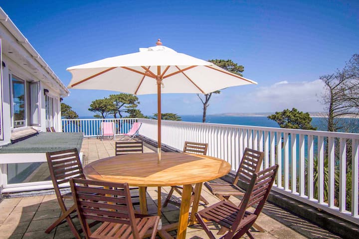 Birdsong: Big Garden Home, Sea Views, May On Sale - St Ives
