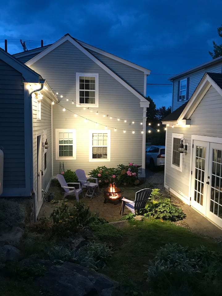 Harbor Views In Cozy Rockport Cape - Rockland, ME