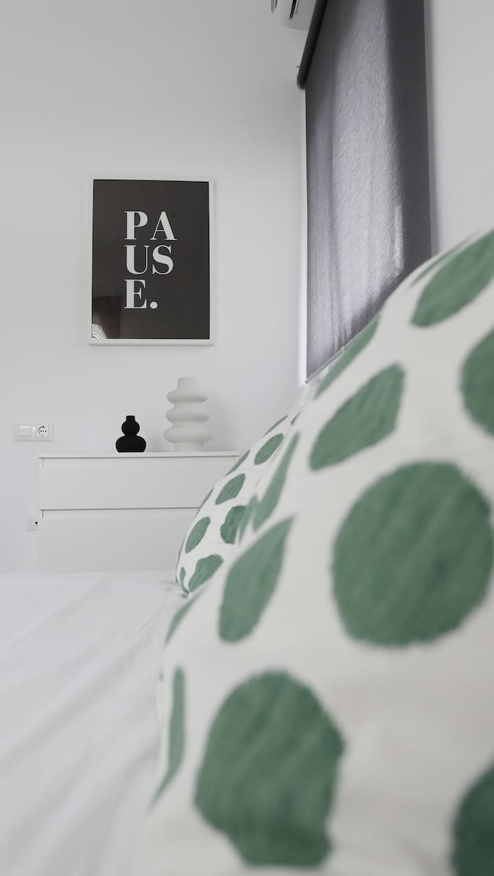 Modern Apartment Right By The Beach | A/c & Wifi - Sanlúcar de Barrameda