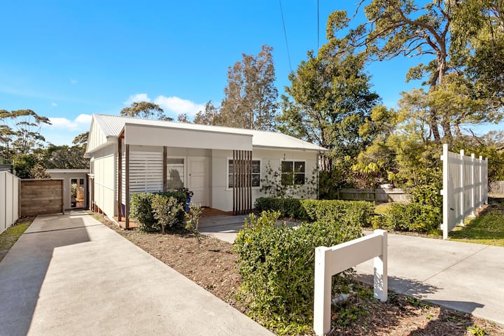 Nelsons Cottage 3br - By Worrowing Jervis Bay - South Coast