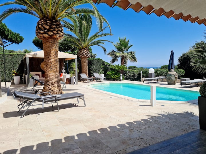 Villa De Charme Avec Piscine - Saint-Tropez