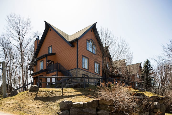 Les Manoirs, Exceptional In Every Way! Ski Out... - Mont-Tremblant