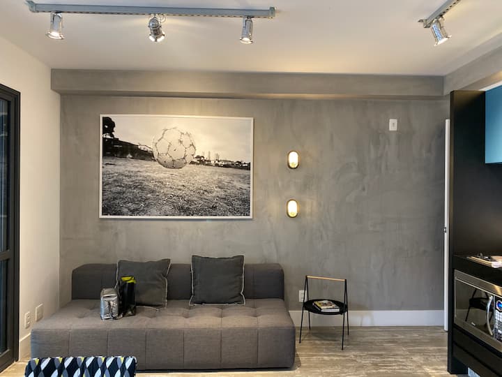 Apartamento Moderno Em Prédio C/ Concierge - São Paulo