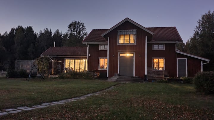 Hyggelig Hus På Hestegård! - Arvika