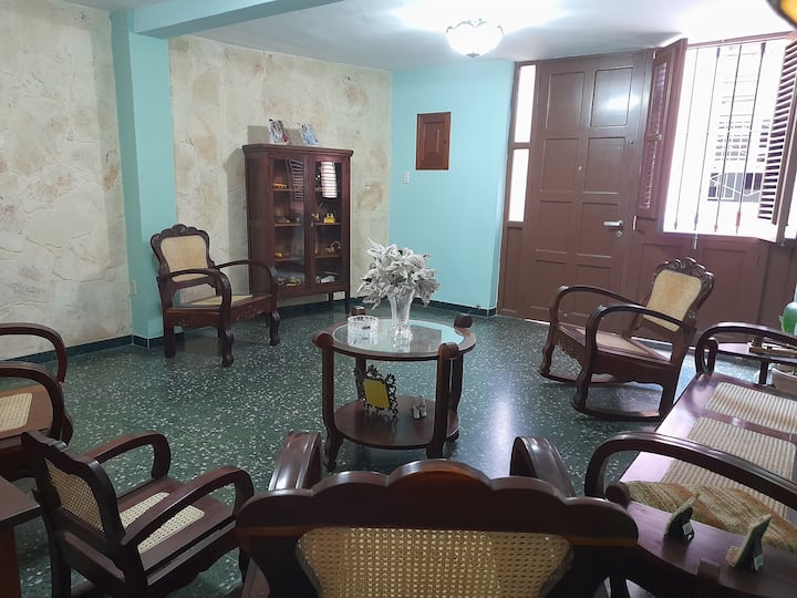 Casa De Ana Y Alberto. Habitación # 2 - Havana