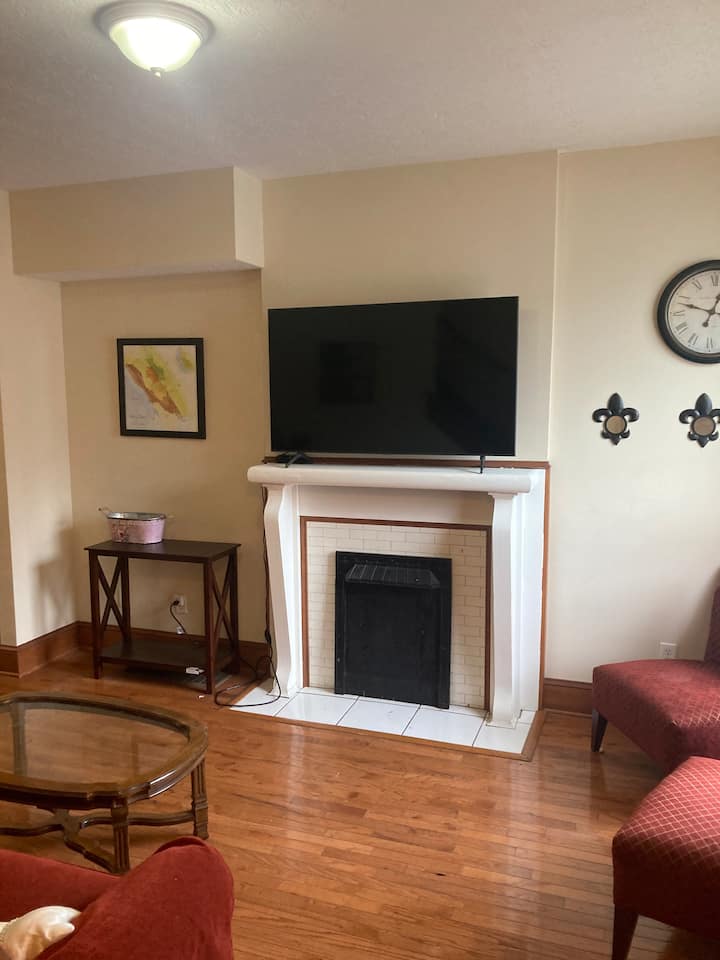 Townhouse In University District - Columbus, OH