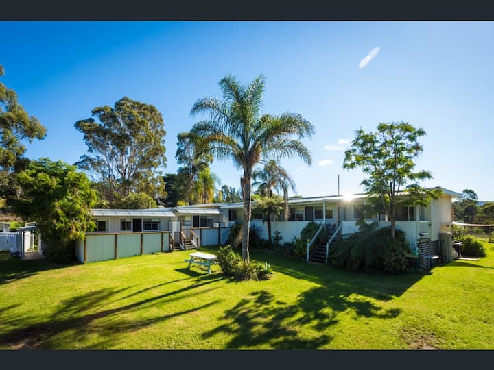 Top Of The Lake 2 Bedroom For 5 Peeps & Pets - Pambula Beach