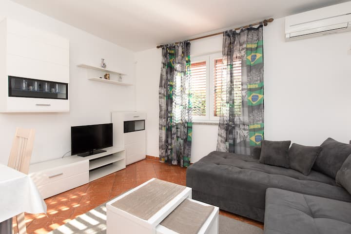 35 M² Apartament ∙ 1 Sypialnia ∙ 3 Gości - Krk