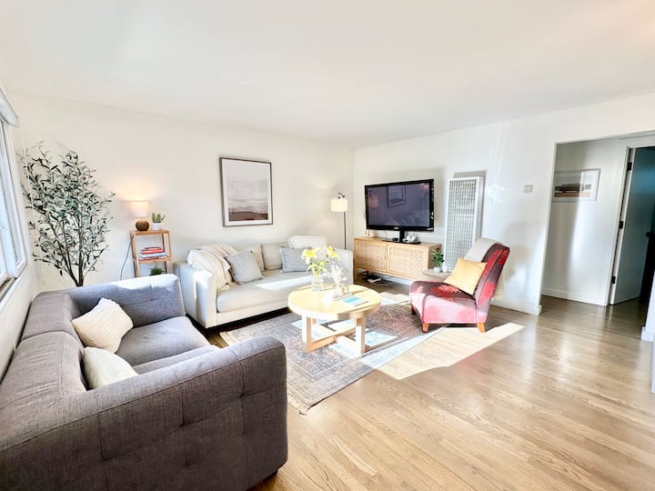 Charming Noe Valley 2bd Flat In Amazing Location! - San Francisco, CA
