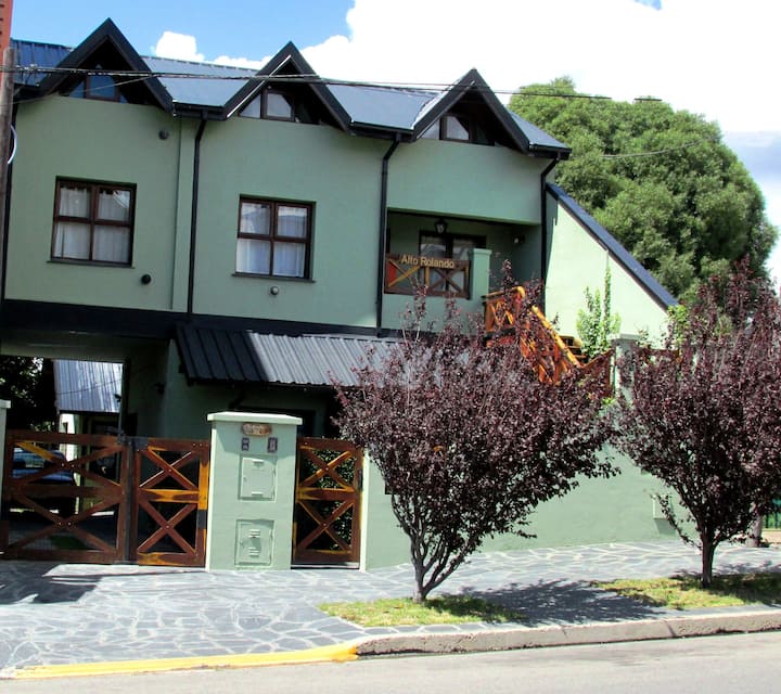Cálido Duplex Urbano De 4 Ambientes - Bariloche