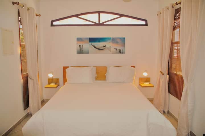 Clean/close By Airpt + Sw Beaches - Curaçao