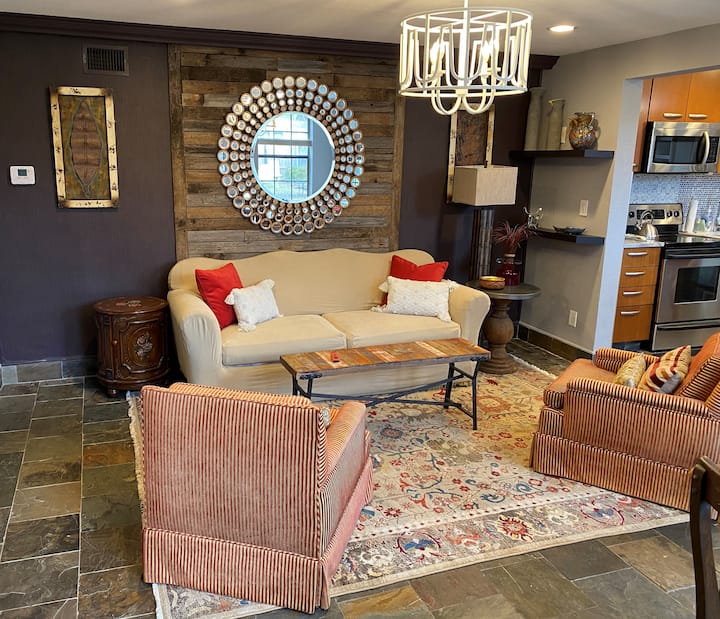 2-close To Downtown | Lower Greenville W/ King Bed - Dallas, TX