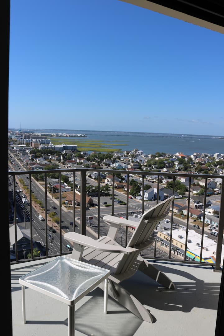 Stylish Beachfront Penthouse - Ocean & Bay Views - Ocean City, MD