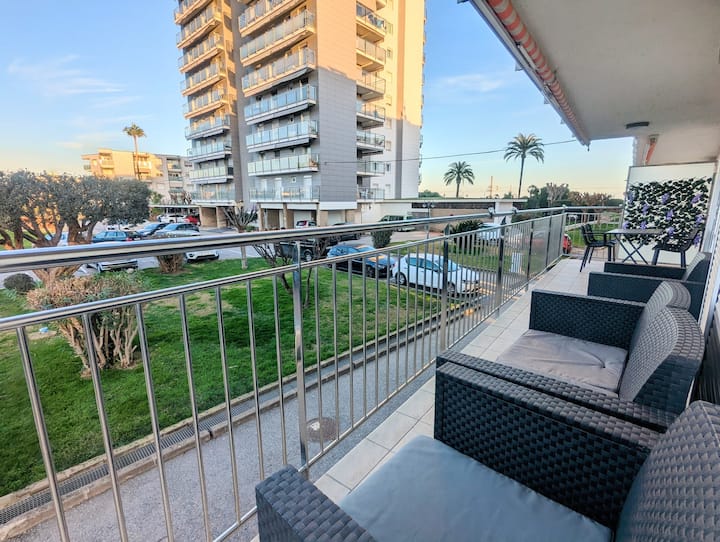Apartamento Con Piscina Y Frente Al Mar - Cabrera de Mar