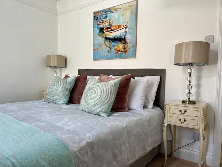 Santa Fe Newlyn -Sleeps 4 - Porthcurno