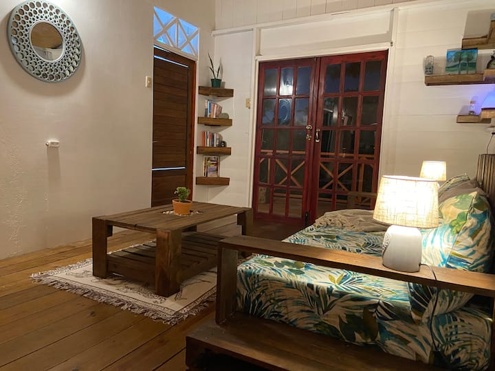 Little Houses Tobago - Castara Cozy Cottage - Tobago