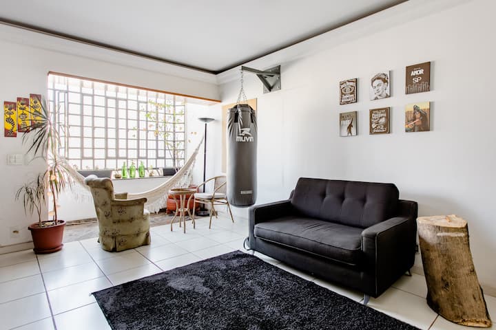 Quarto Amoras - 1km Do Aeroporto De Congonhas - サンパウロ