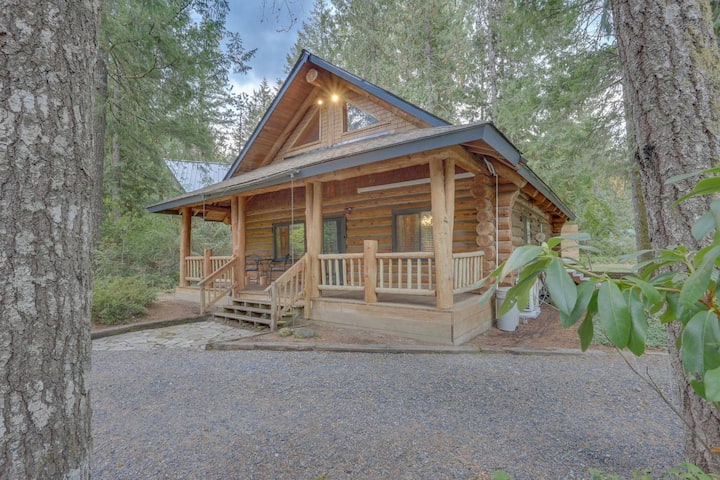 The Perfect Mountain Getaway - Cabin Near Mt. Hood - Oregon