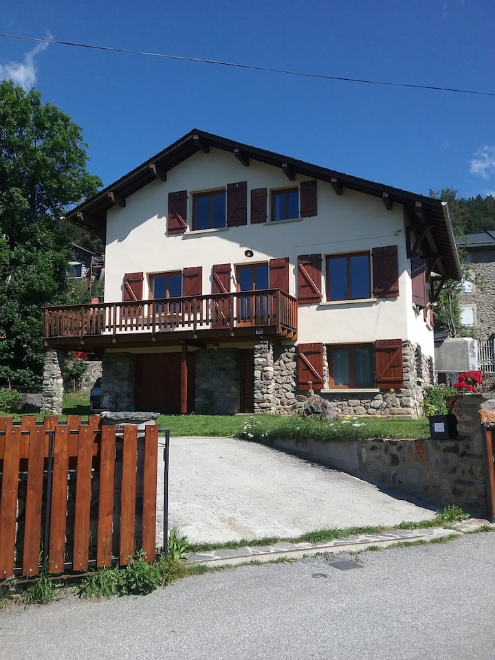 Chalet Familial, 6 Ch , 3 Sb , Wifi, Sauna - Formiguères