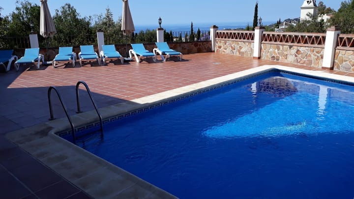Villa Con Piscina, Magnificas Vistas Al Mar - Frigiliana