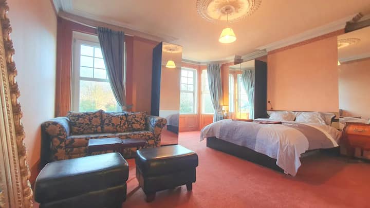 Four Lovely Rooms In Victorian House In Leafy Area - Belfast