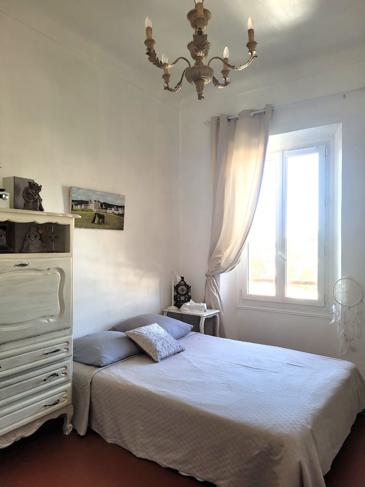 Chambre Pour 1 Personne (Femme) - Le Cannet