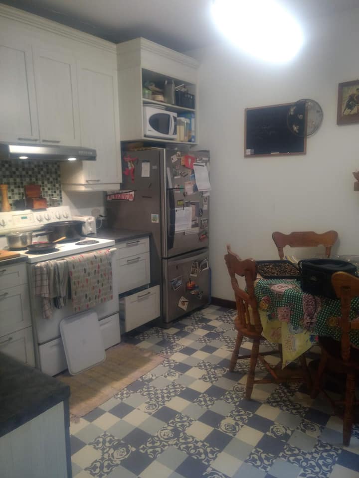 La Drolette De Chambre - Montreal