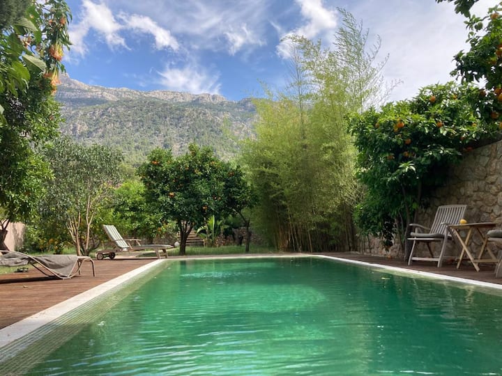 Schönes Stadthaus Mit Garten Und Pool - Port de Sóller