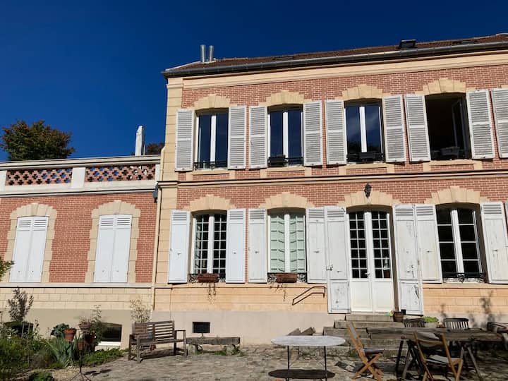 Très Calme à Côté Du Château - Versailles