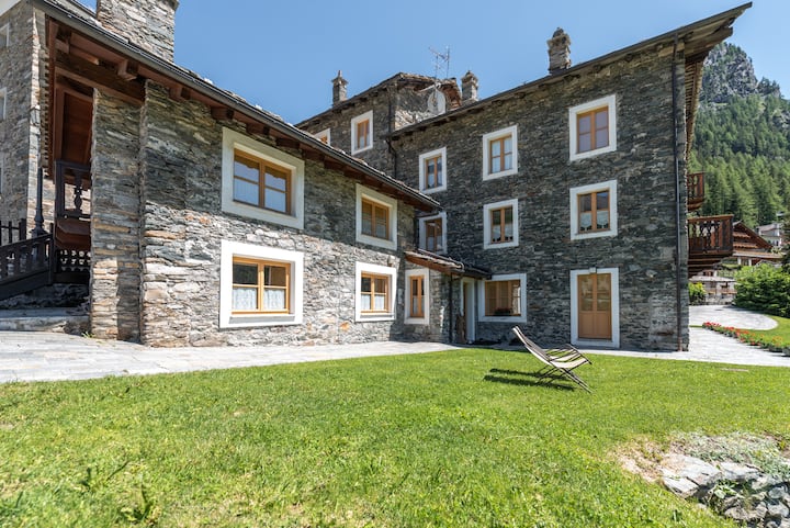 Angolo Di Paradiso In Cogne - Cogne