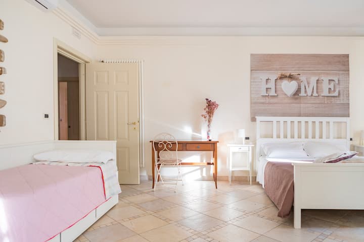 Family Room - 35 Mq Con Bagno Privato - Pescara