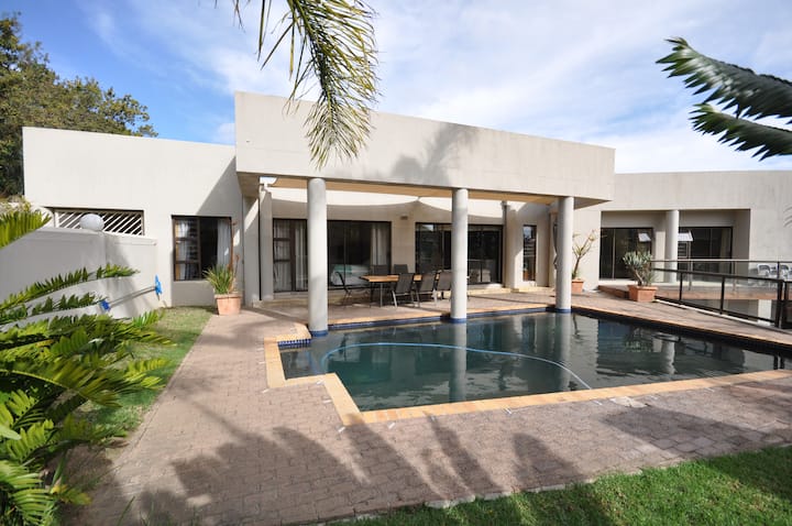 Modern Family Home In Stellenbosch - Stellenbosch