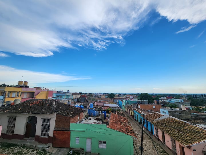 In Center Historic With 24 Hour Electricity Wifi - Cuba